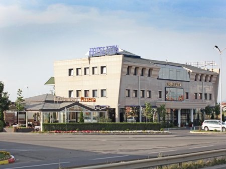 Hotel Vita, Aeroporti i Prishtines, Kosova